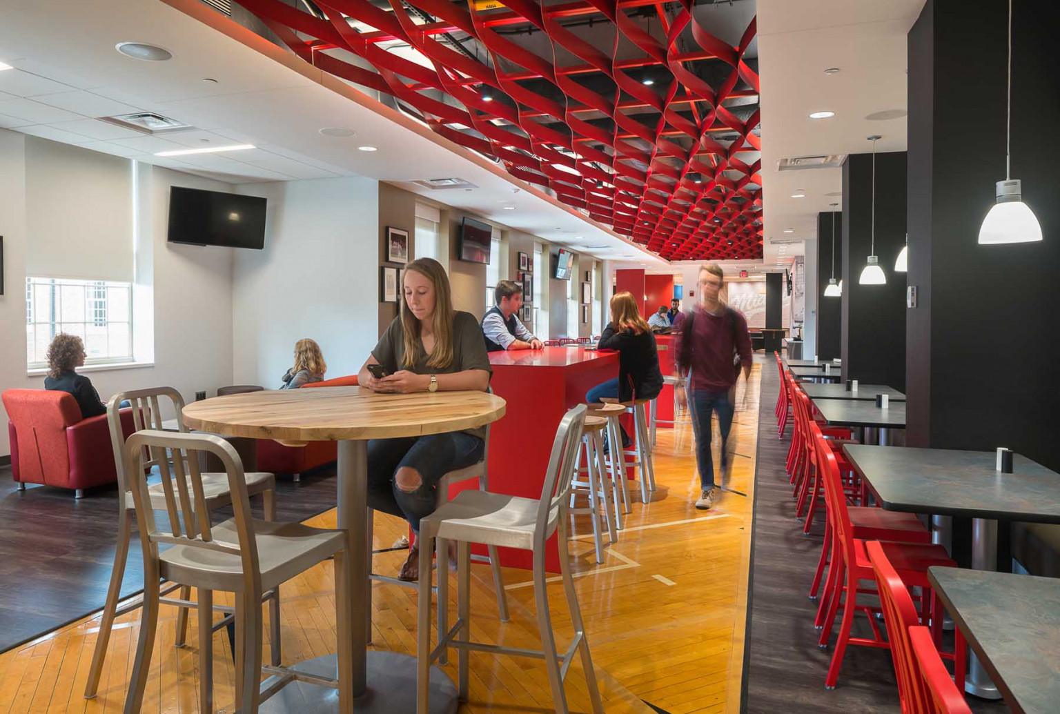 Is a Metal Baffle Ceiling the Best Material Option for Your Space ...