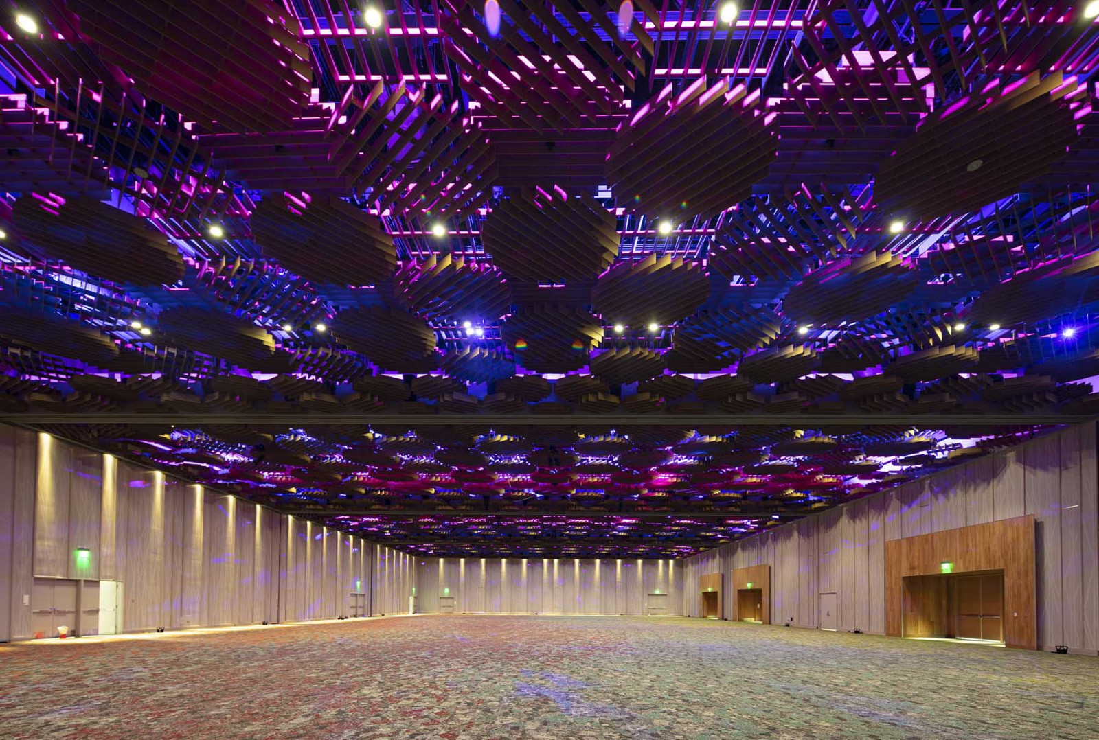 Oregon Convention Center - Arktura