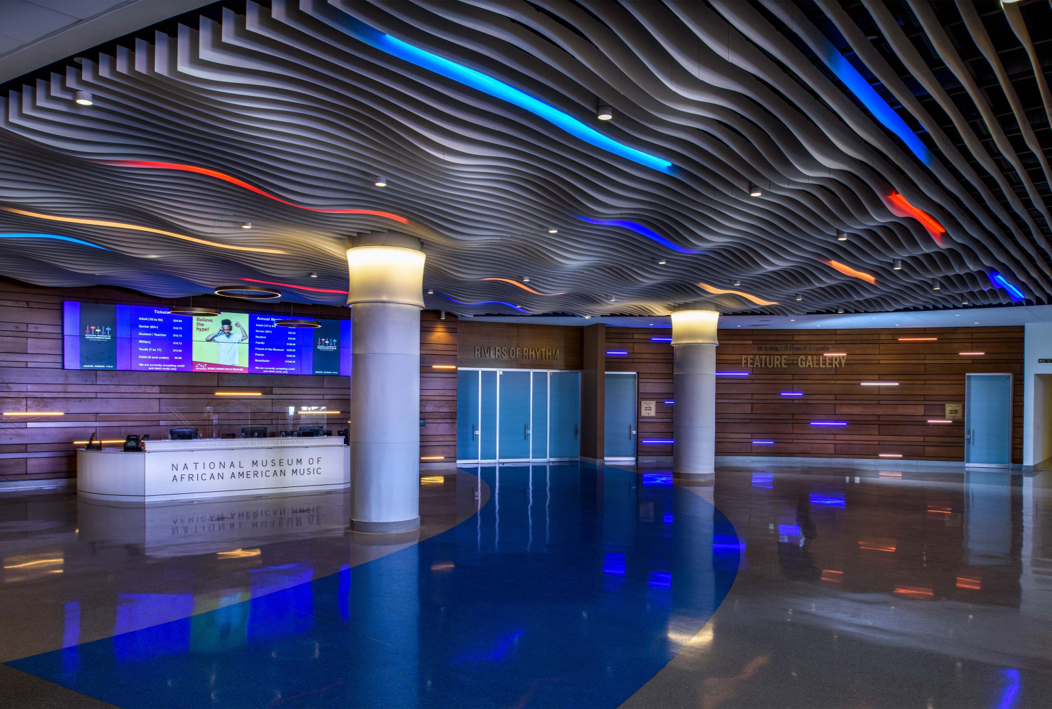 7 Performative Lighting Design Ideas for Commercial Spaces - Arktura